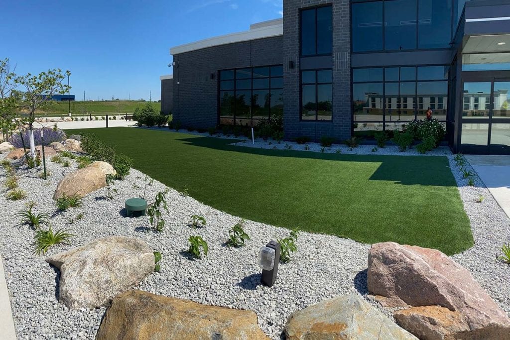 Artificial Grass in Iowa | Lawns & Putting Greens | SYNLawn